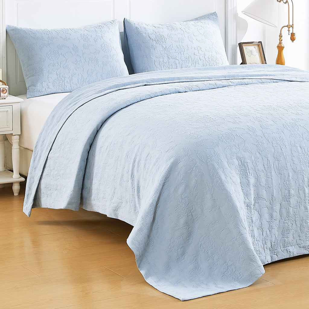 Sophia Cotton Matelassé Coverlet Set – Laytner's Linen & Home